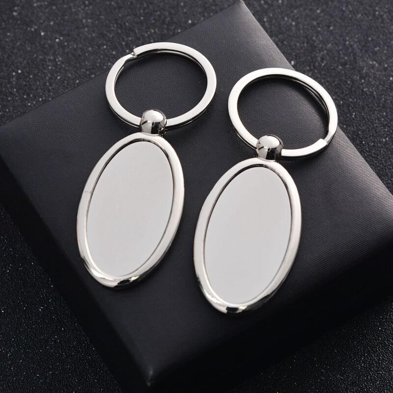 Custom oval keychains, Silver Color | Personalized Gifts