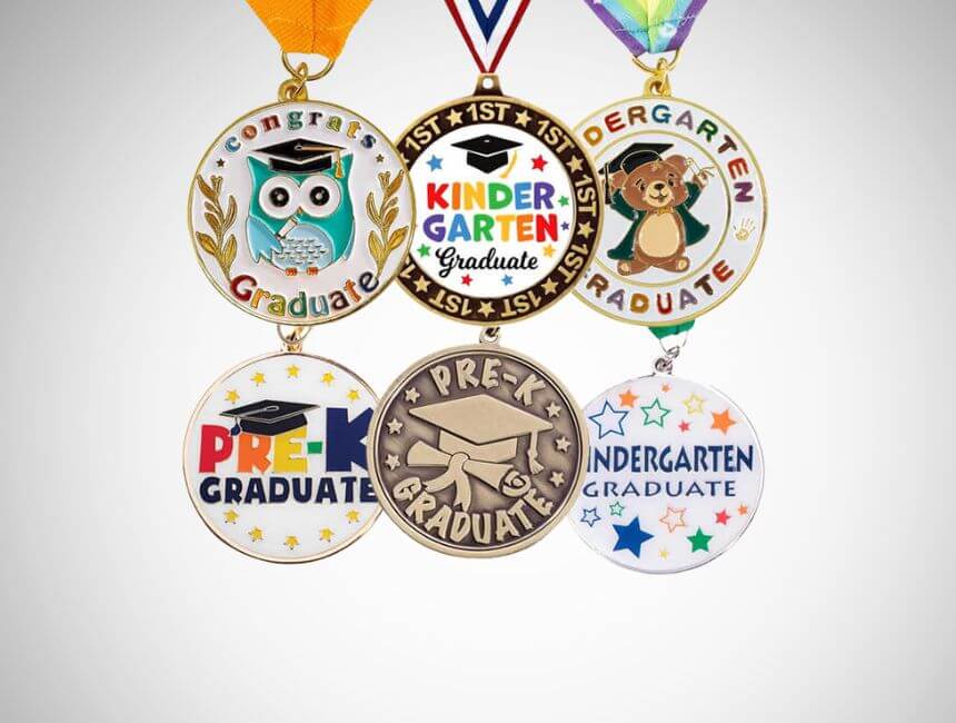 Graduation Medals - PinsFun